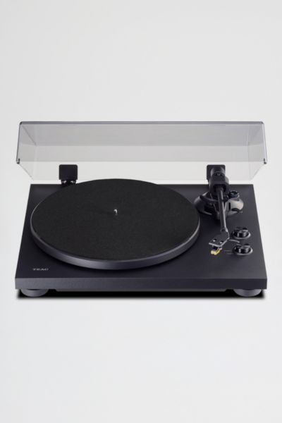 TEAC TN-280BT-A3 Belt-Drive Bluetooth Turntable | Urban Outfitters