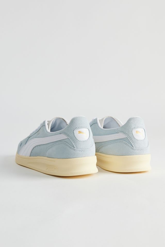 Puma Indoor OG Soft Suede Sneaker | Urban Outfitters