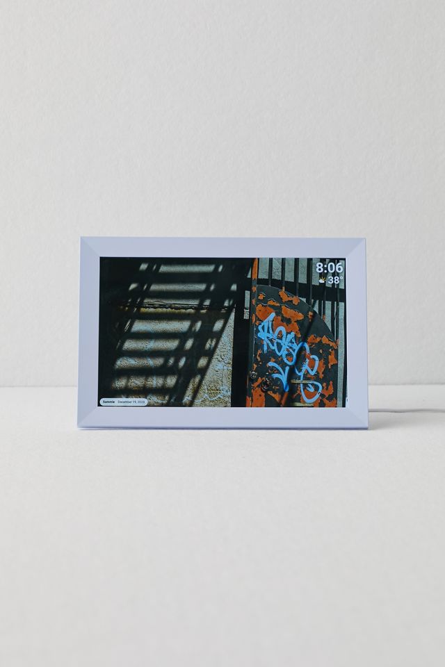 Pixie Digital Picture Frame | Urban Outfitters Canada