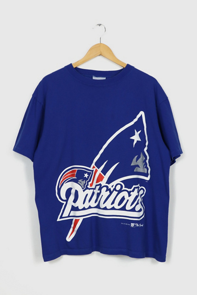 Vintage New England Patriots Tee | Urban Outfitters
