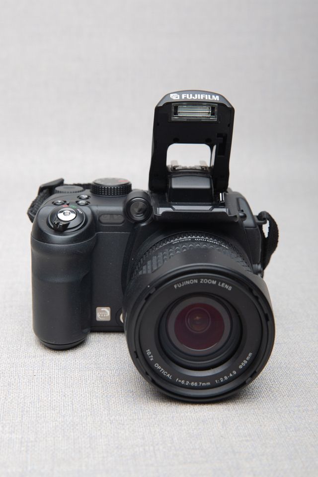 Acme Camera Co. Vintage Fujifilm FinePix S9000 Digital Camera | Urban ...