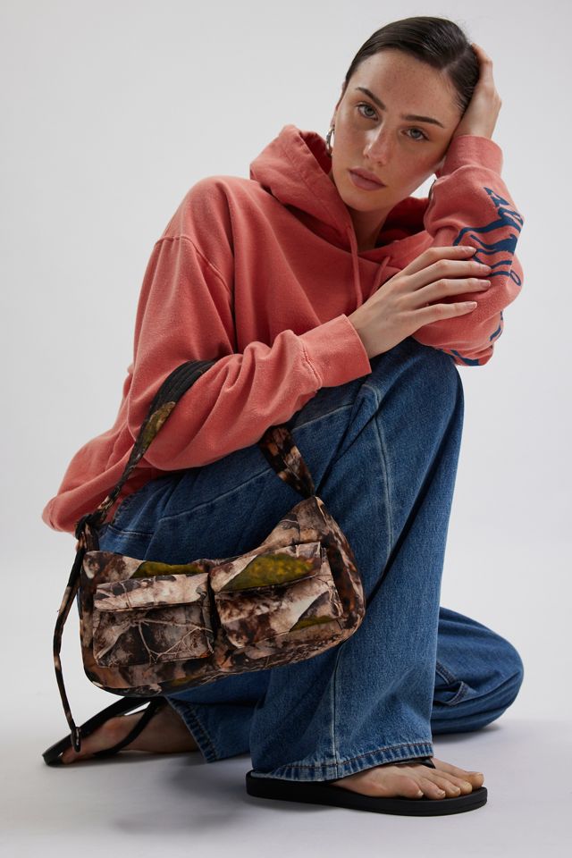 BAGGU Cargo Nylon Shoulder Bag | Urban Outfitters