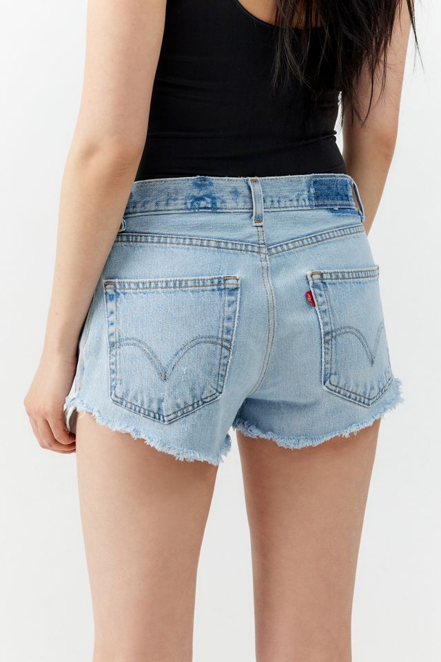 Urban Renewal Vintage Levi’s® Extra Cheeky Micro Short | Urban Outfitters