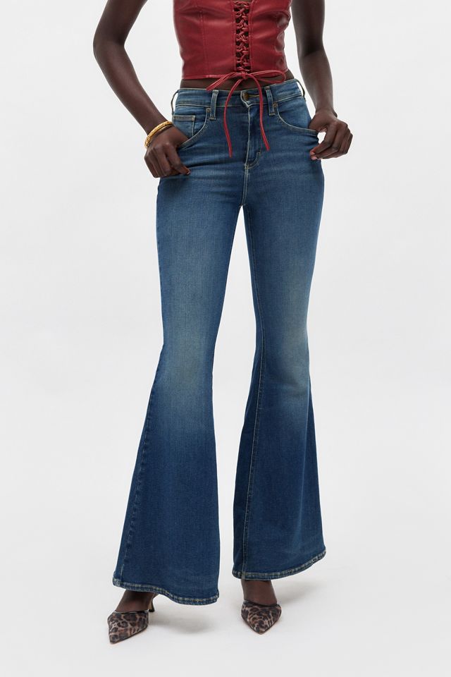 Lee Ever Fit Flare Jean | Urban Outfitters
