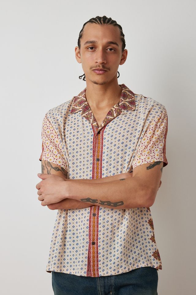 Raga Man Ijay Patterned Short Sleeve Button-Down Shirt | Urban Outfitters