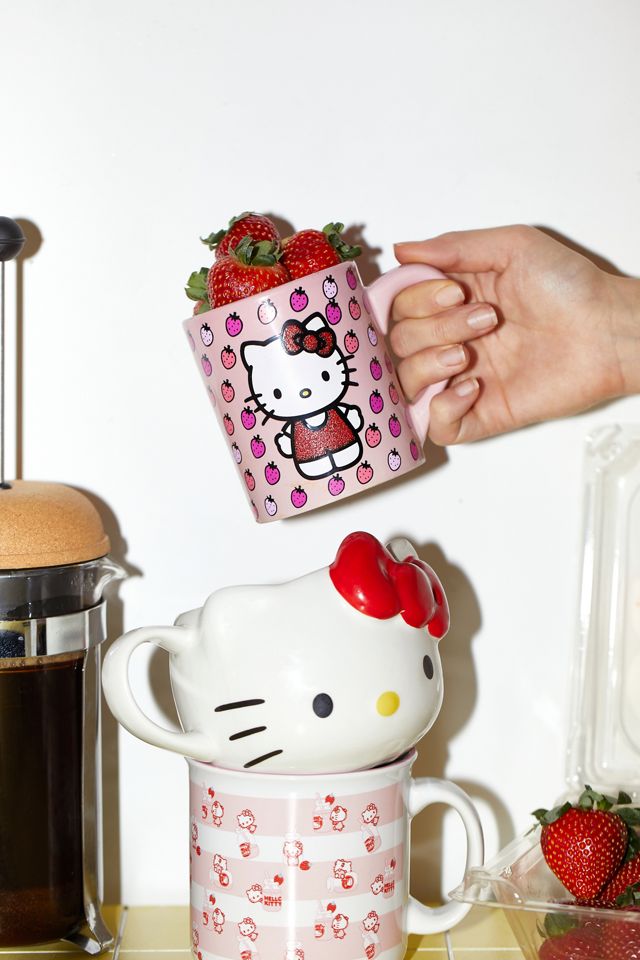 Hello Kitty Glitter Strawberry Mug | Urban Outfitters