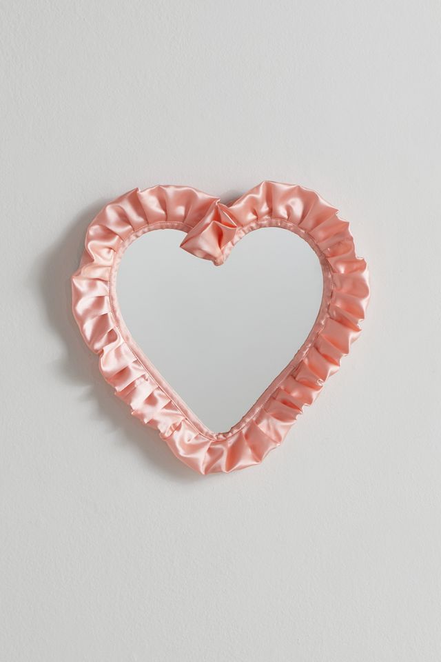 Ruffle Heart Wall Mirror | Urban Outfitters
