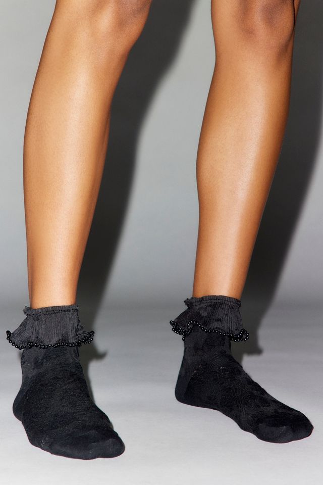 Pearl Ruffle Lace Crew Sock | Urban Outfitters