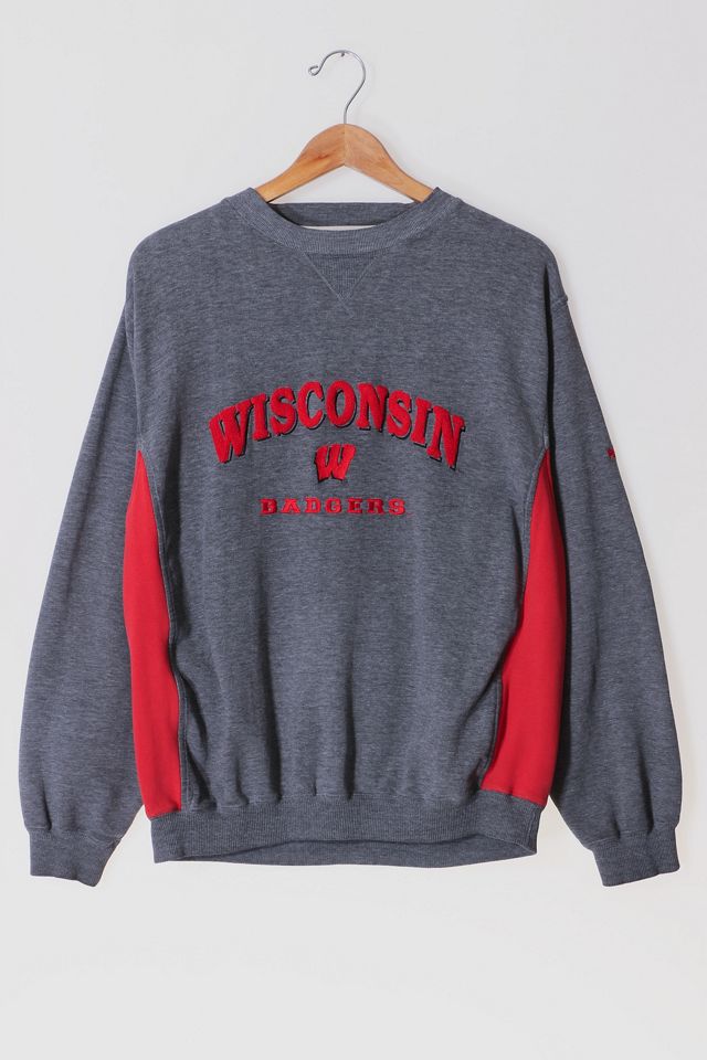 Vintage University of Wisconsin Badgers Embroidered Crewneck Sweatshirt ...