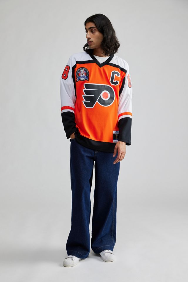 Mitchell & Ness Blue Line Eric Lindros Philadelphia Flyers 1996 Jersey ...