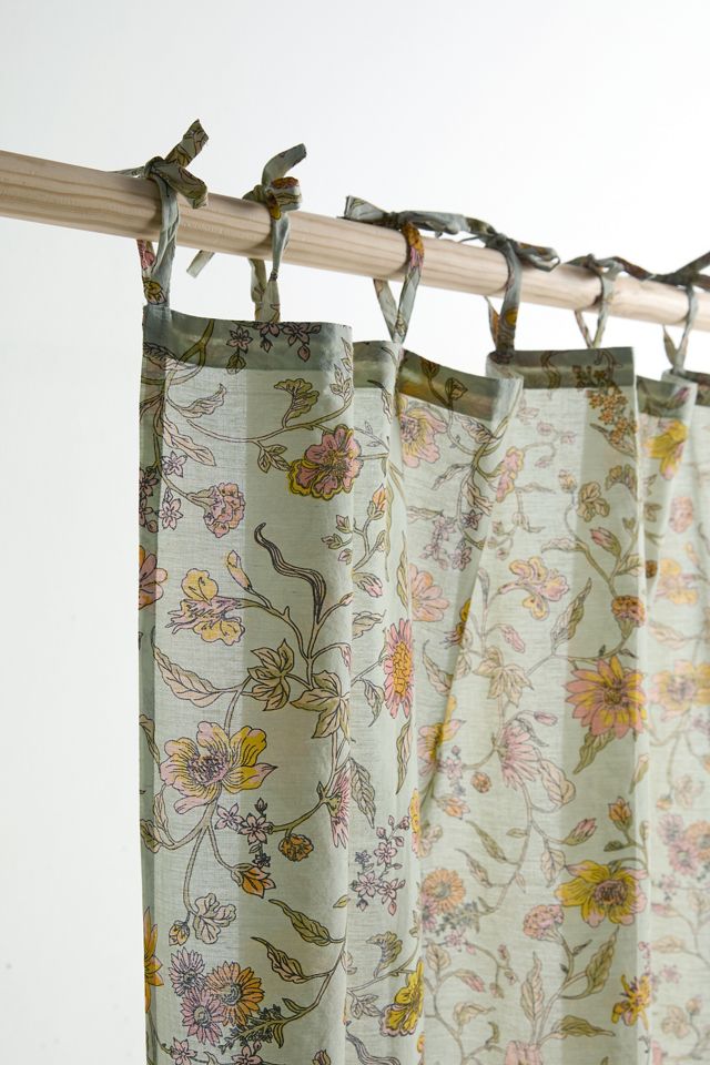 Ella Vine Floral Window Panel | Urban Outfitters Canada