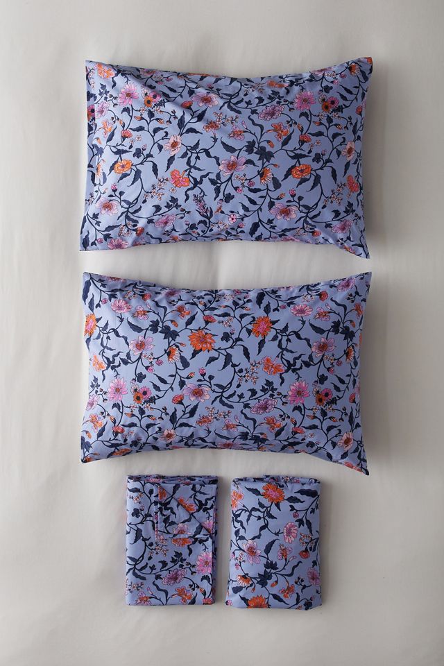 Ella Vine Floral Pattern Sheet Set | Urban Outfitters