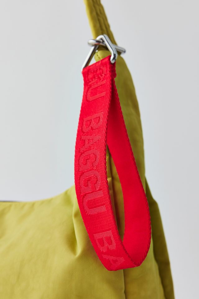 BAGGU UO Exclusive Logo Keychain | Urban Outfitters