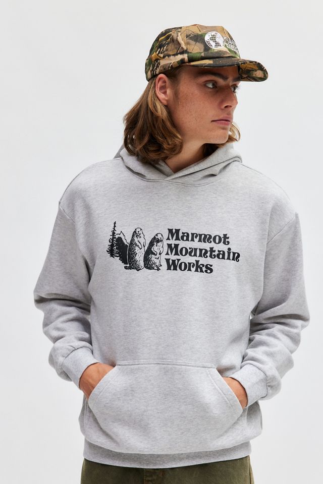 Marmot MMW Graphic Hoodie Sweatshirt | Urban Outfitters