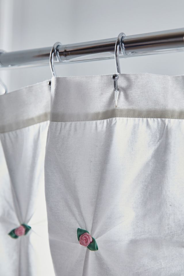 Rosette Shower Curtain | Urban Outfitters