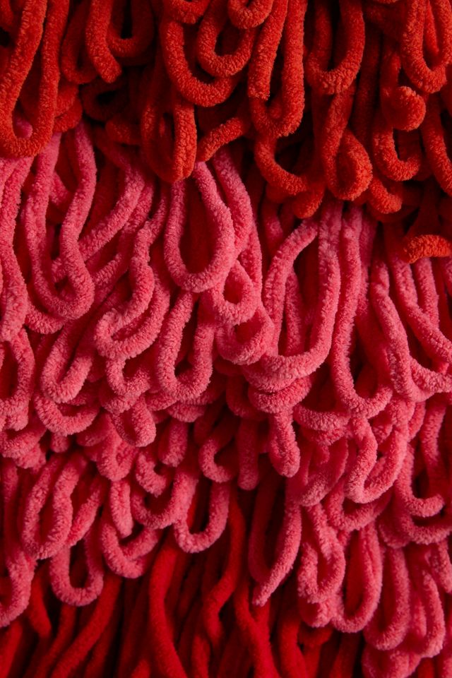 Gradient Loop Shaggy Wall Hanging | Urban Outfitters