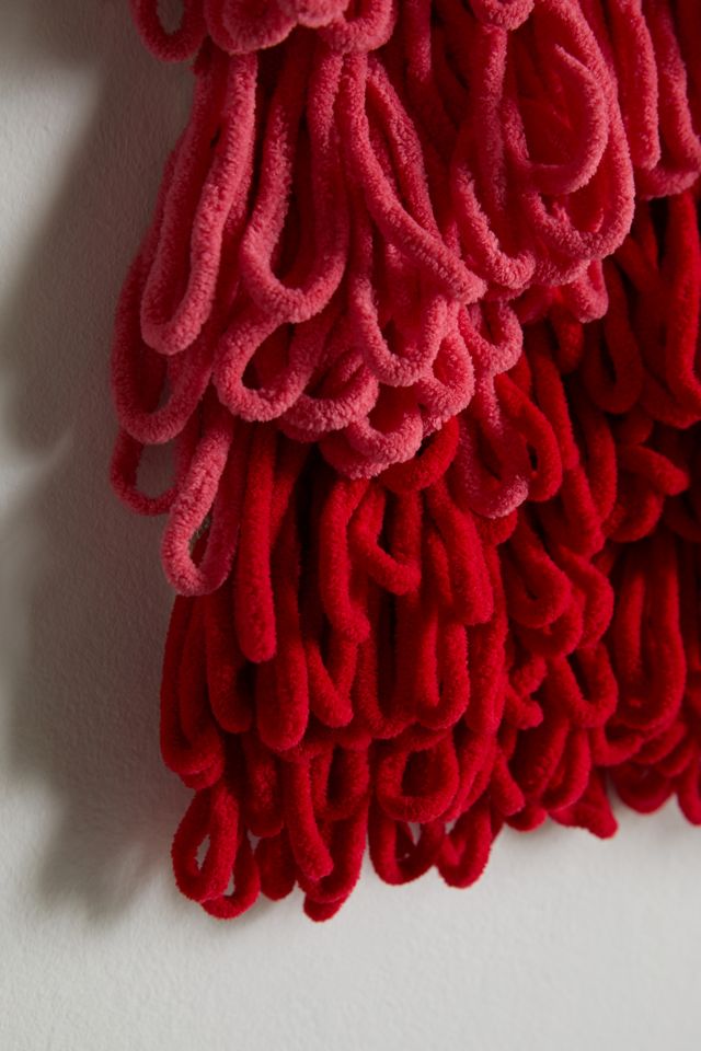 Gradient Loop Shaggy Wall Hanging | Urban Outfitters