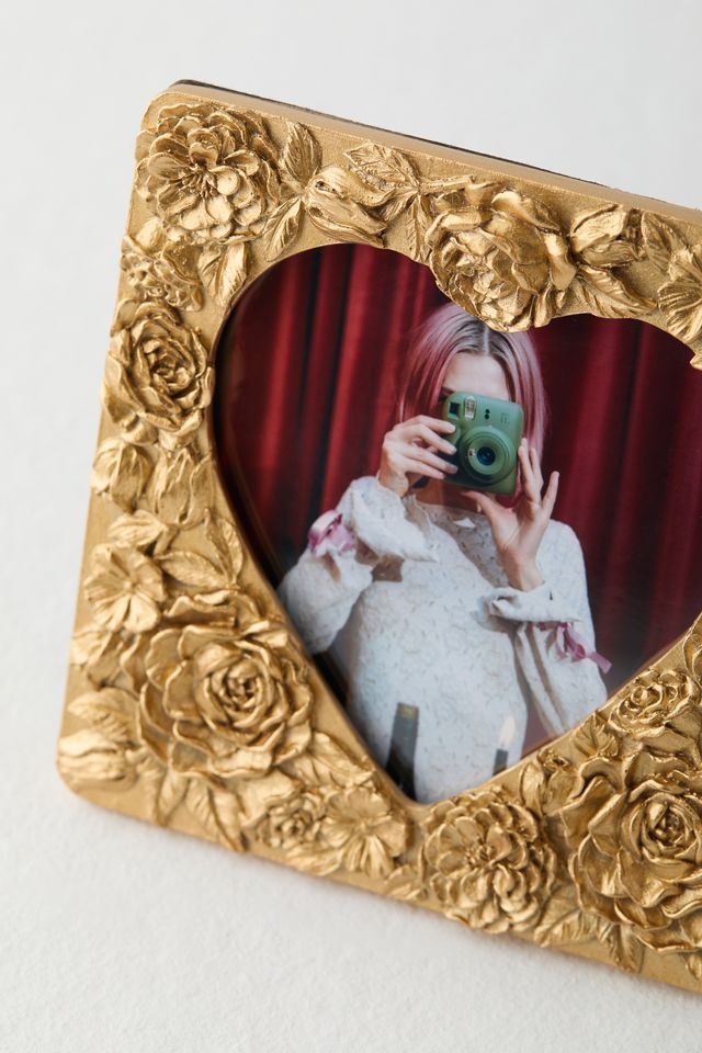 Rosette Heart Cutout Picture Frame | Urban Outfitters