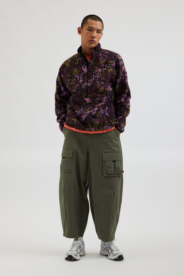 Alpha Industries Oversized Tech Pant | Urban Outfitters