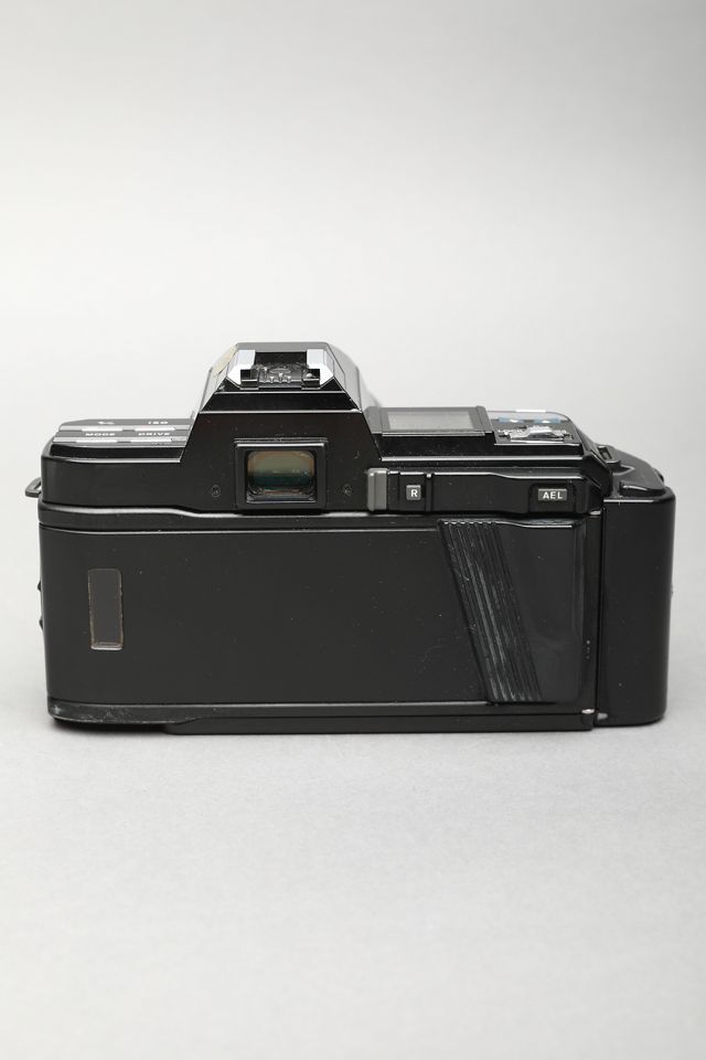 Acme Camera Co. Vintage Minolta 7000 Maxxum 35mm Film Camera | Urban ...