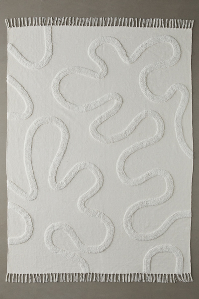 Wiggle Hilo Tufted Rug | Urban Outfitters