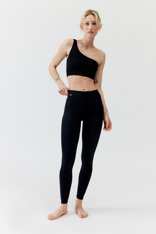 NUX Active Shoulder Holder Cropped Sports Bra | Urban Outfitters