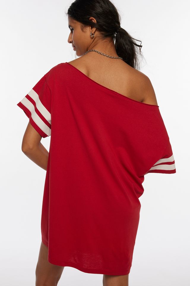 71 Jersey Graphic Off-The-Shoulder T-Shirt Dress | Urban Outfitters