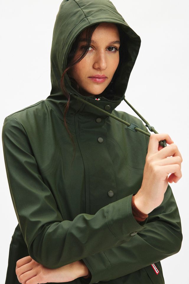 Hunter Abbey Short Rubberized Rain Jacket | Urban Outfitters