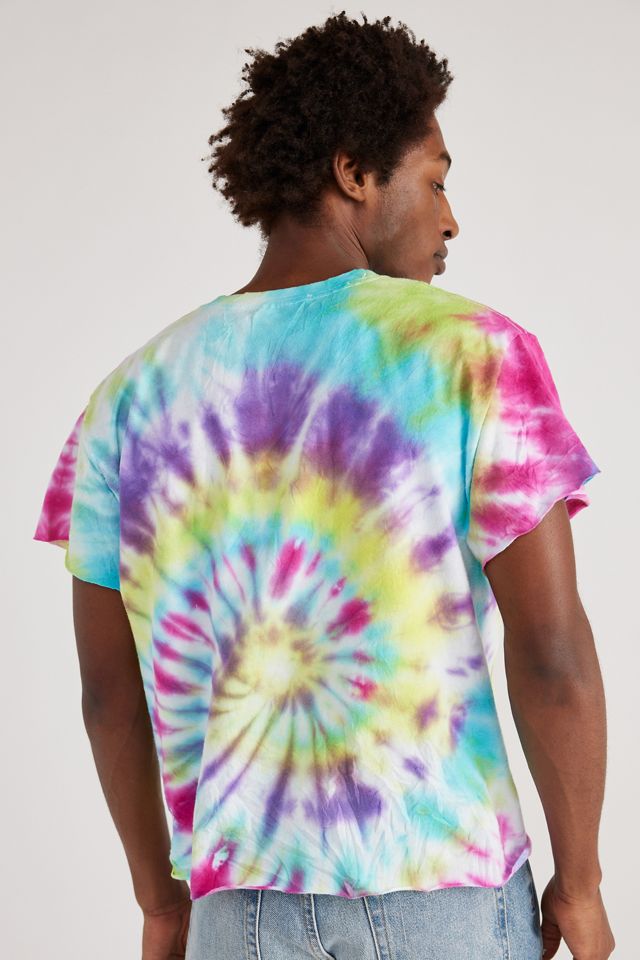 Urban Renewal Remade Tie-Dye Boxy Cropped Raw Cut Tee | Urban Outfitters