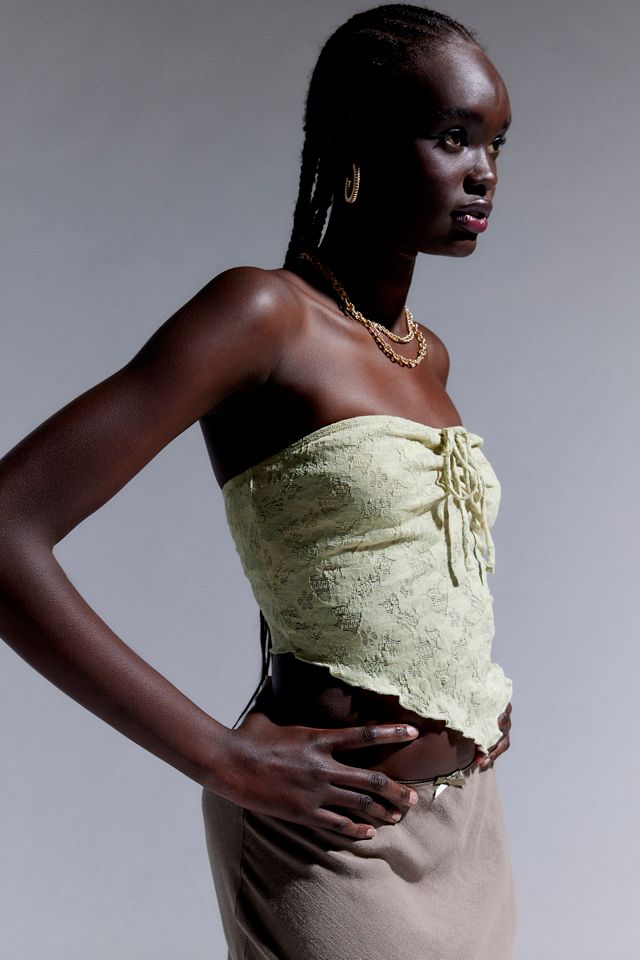 Urban Renewal Remnants Lace Hanky Hem Tube Top | Urban Outfitters