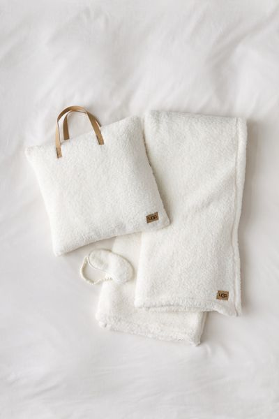 UGG Fleece Throw Blanket Sleep Set | Urban Outfitters