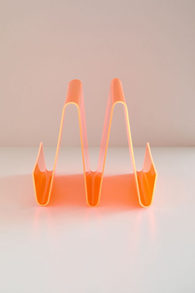 Squiggle Acrylic Magazine Rack | Urban Outfitters