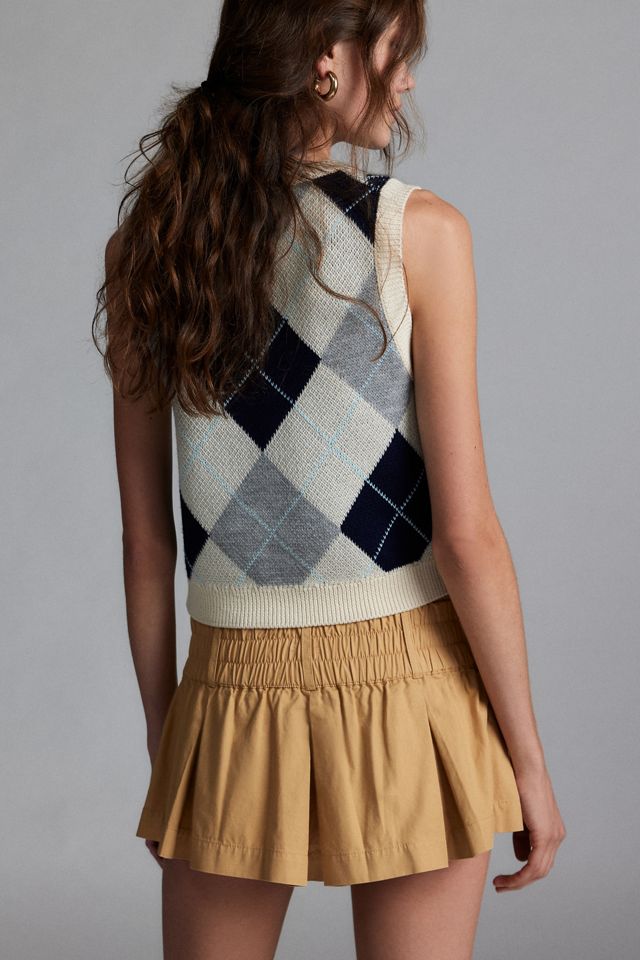 Kimchi Blue Blaire Pleated Micro Short | Urban Outfitters