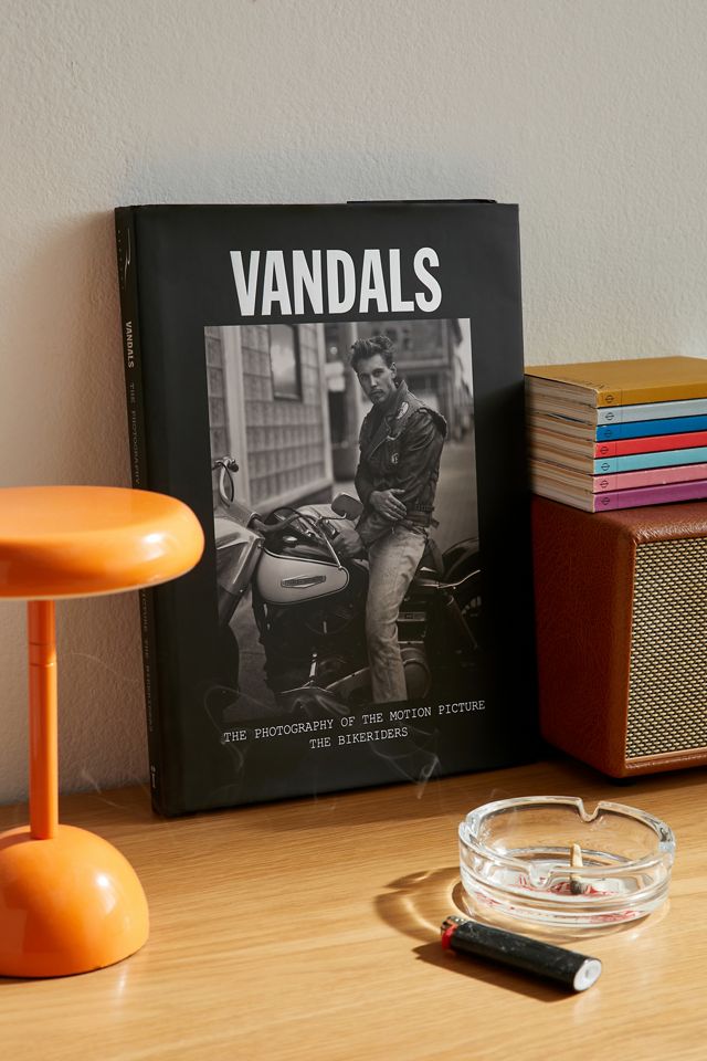 Vandals: The Photography Of The Bikeriders By Insight Editions | Urban ...