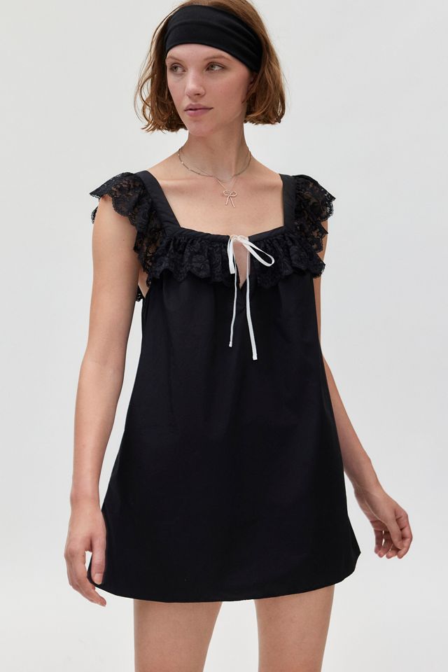 Kimchi Blue Rebecca Babydoll Mini Dress | Urban Outfitters Kimchi Blue Rebecca Babydoll Mini Dress | Urban Outfitters