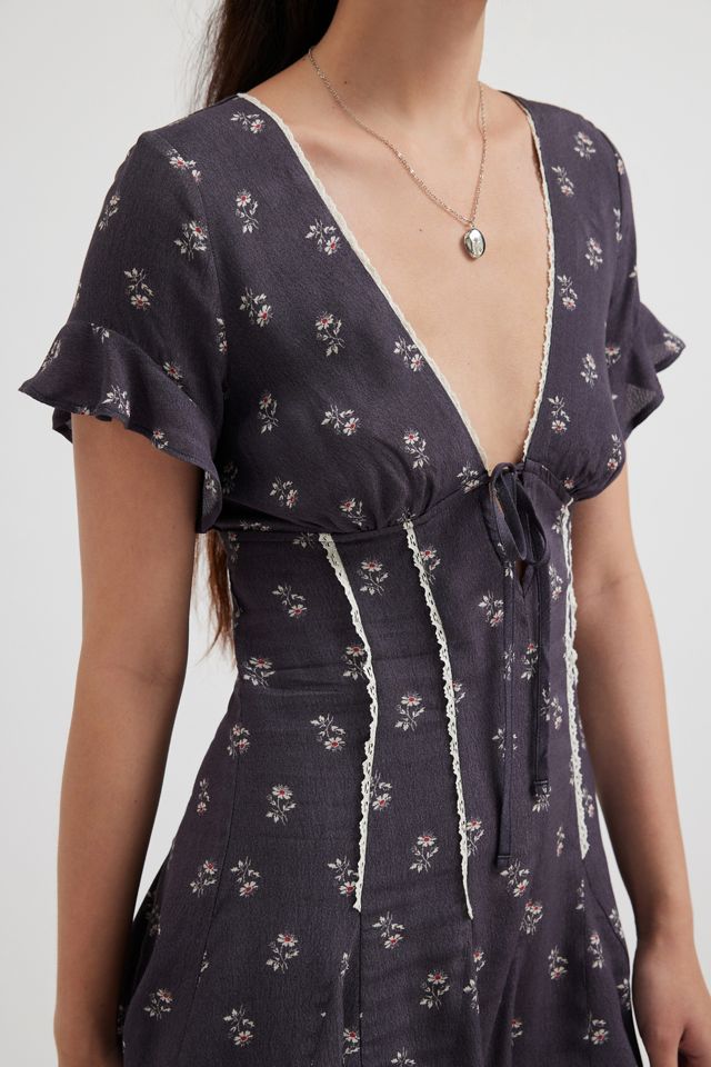 Kimchi Blue Thalia Open Back Romper | Urban Outfitters Canada