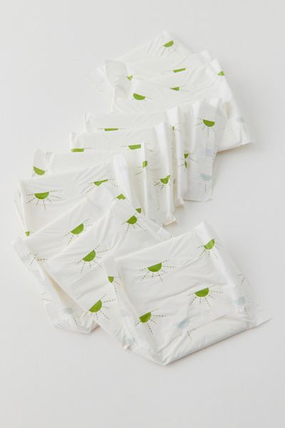 Hempress Hygienics 12-Pack Hemp Period Pads | Urban Outfitters