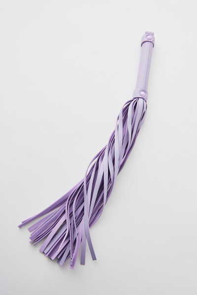 Bellesa Flogger | Urban Outfitters