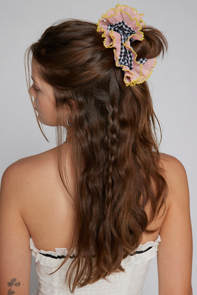 Ruffle Gingham Scrunchie | Urban Outfitters