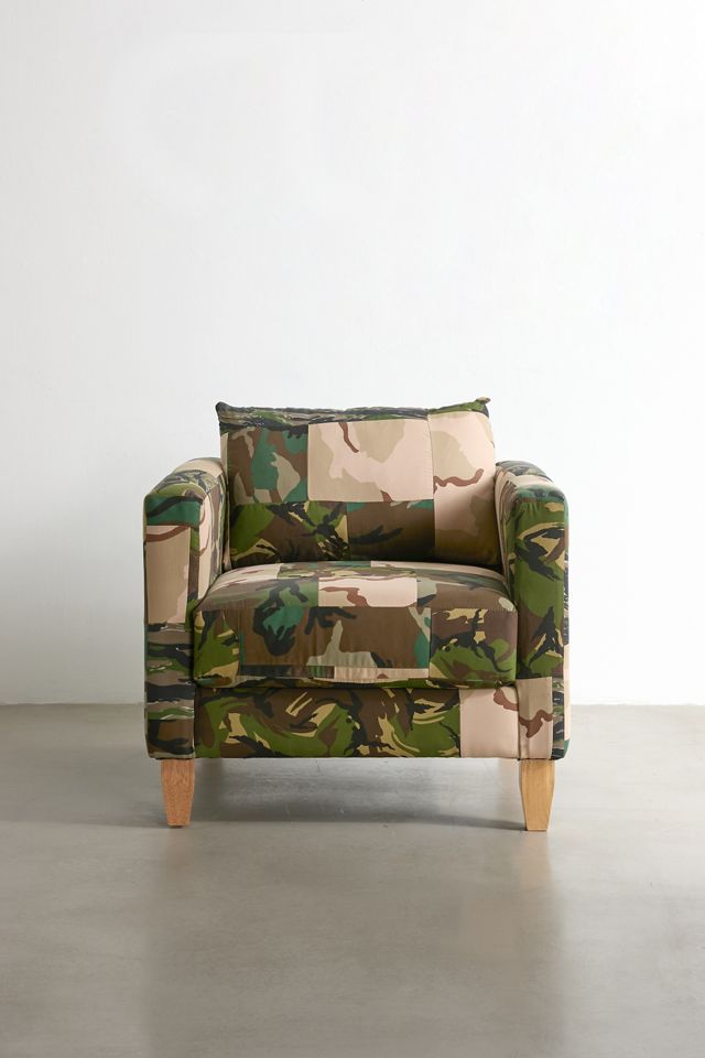Urban Renewal Remnants Deadstock Camo Chair | Urban Outfitters