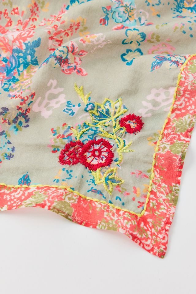 Vismaya Floral Bandana | Urban Outfitters