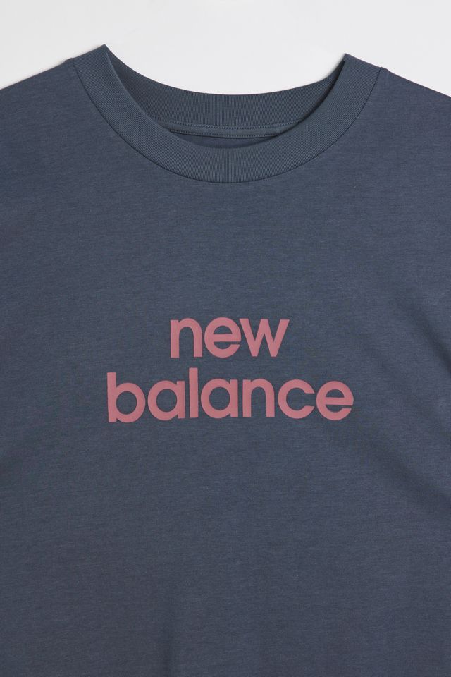 New Balance Linear Graphic Tee | Urban Outfitters