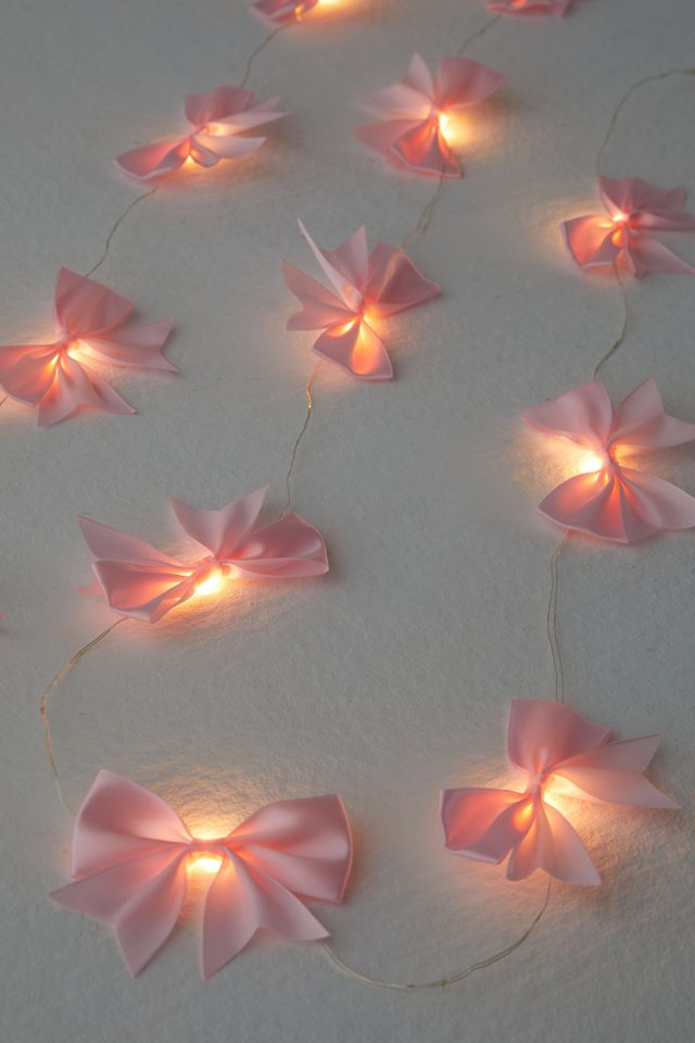 Bow String Lights | Urban Outfitters