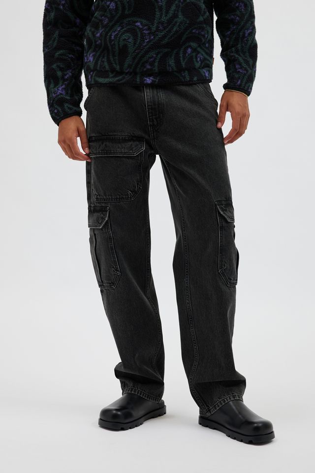 Levi’s® Stay Loose Relaxed Cargo Jean | Urban Outfitters