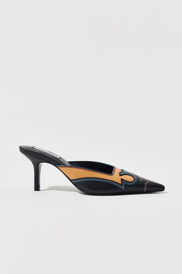 Steve Madden Thorin Pointed Toe Mule | Urban Outfitters Canada Steve Madden Thorin Pointed Toe Mule | Urban Outfitters Canada