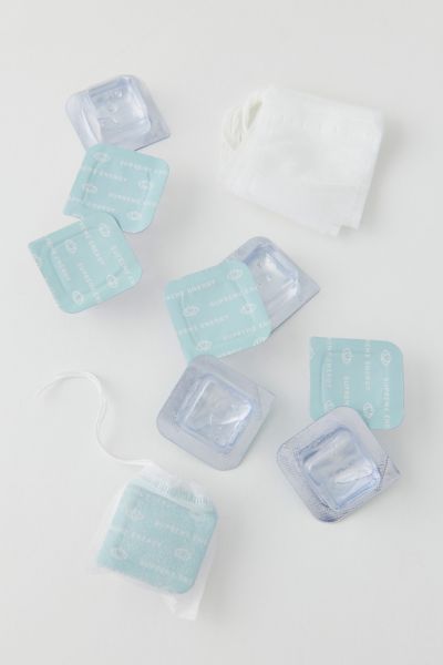 AMEŌN Frozen Essence Supreme Energy Ice Cube Set | Urban Outfitters