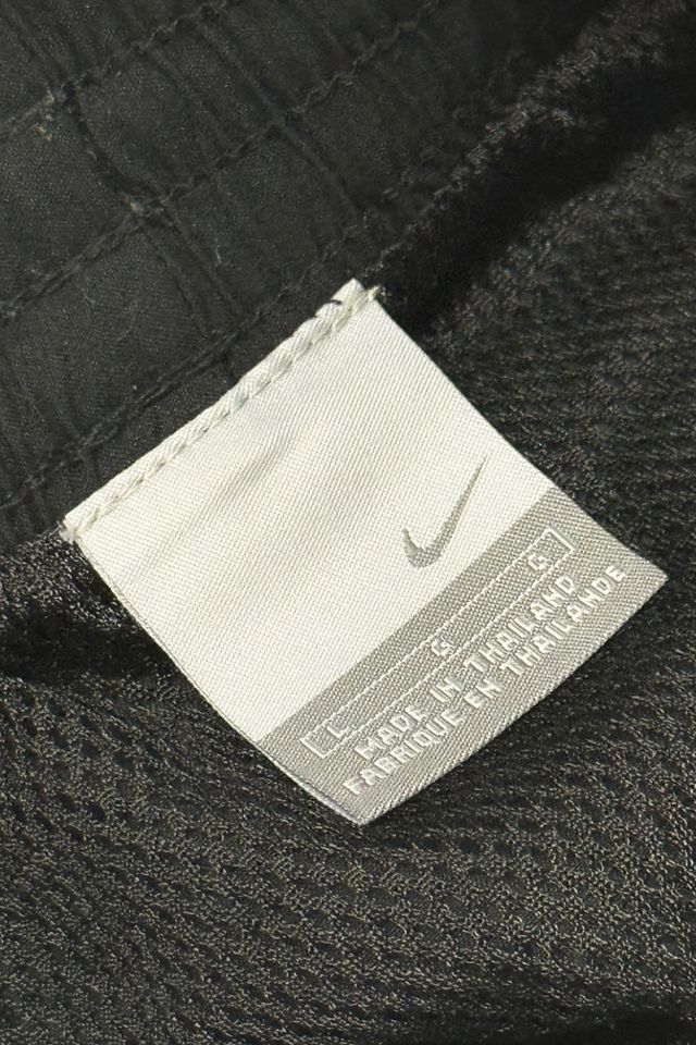 Vintage 1990’s Nike Silver Tag Y2K Cargo Athletic Shorts | Urban Outfitters