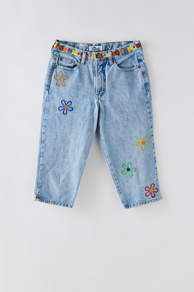 Vintage Embroidered Daisies 30" Waist Capri Jean | Urban Outfitters