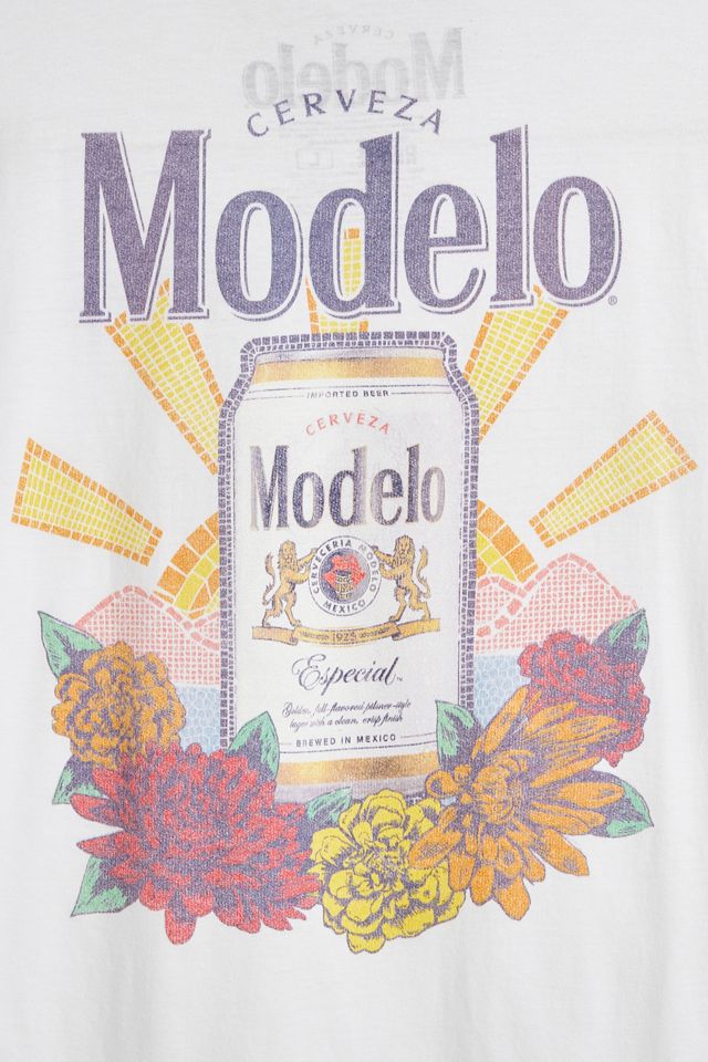 Modelo Can Tee | Urban Outfitters