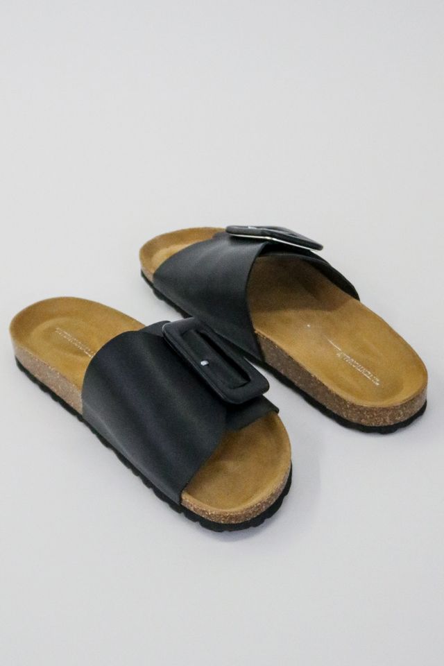 Intentionally Blank Clarice Leather Sandal | Urban Outfitters